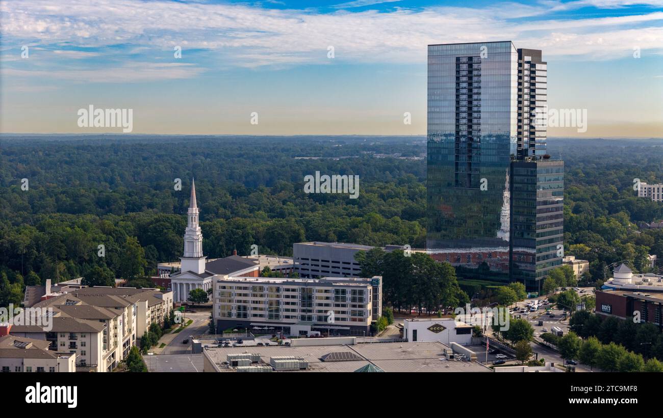 Phipps Plaza is a shopping mall in the Buckhead district of Atlanta ...