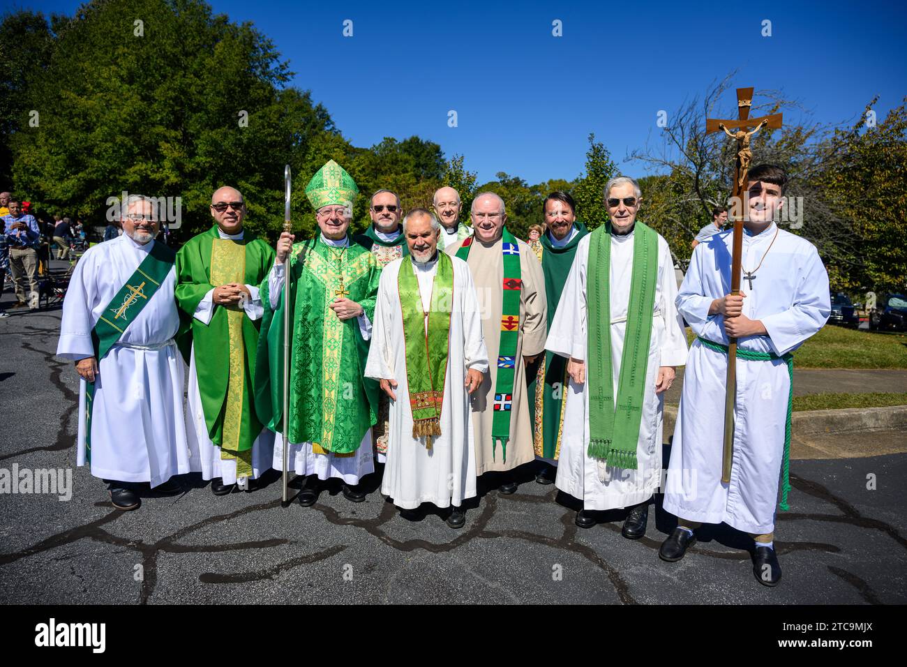 Rev jaime rivera hi-res stock photography and images - Alamy