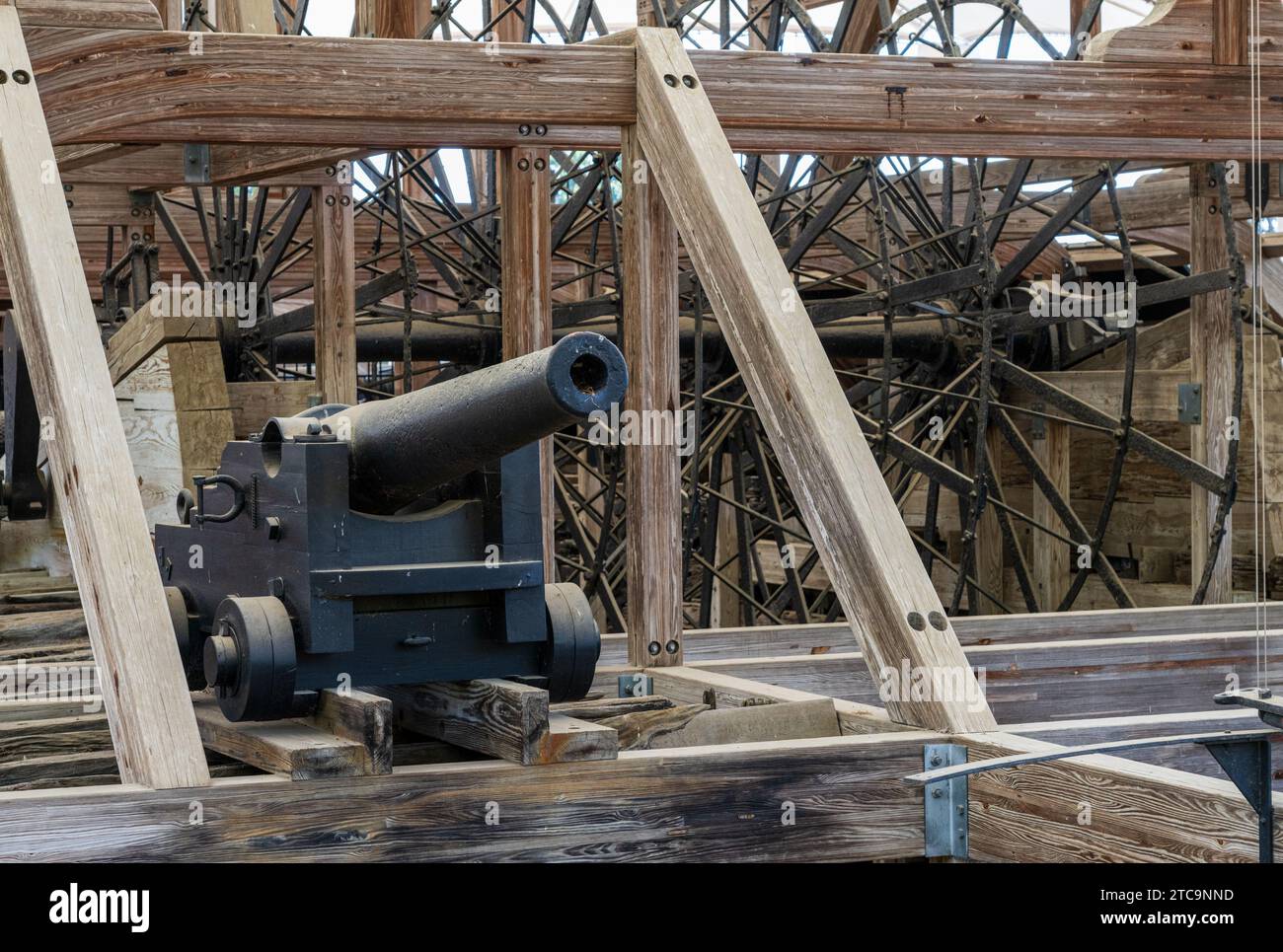 Cannon of the restored iron clad steamship USS Cairo in the Vicksburg ...
