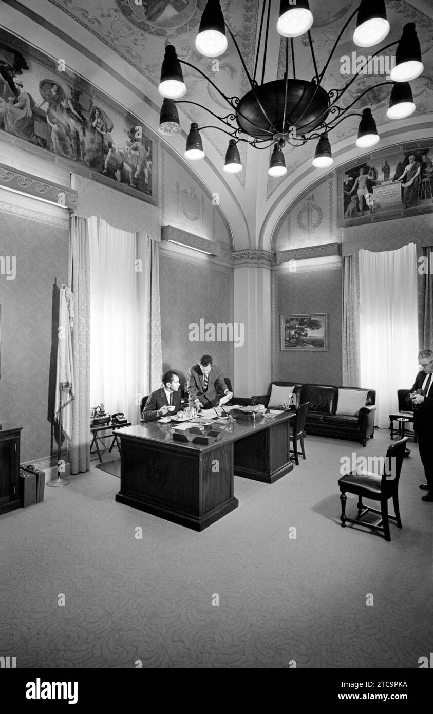 Secretary office 1960s hi-res stock photography and images - Alamy