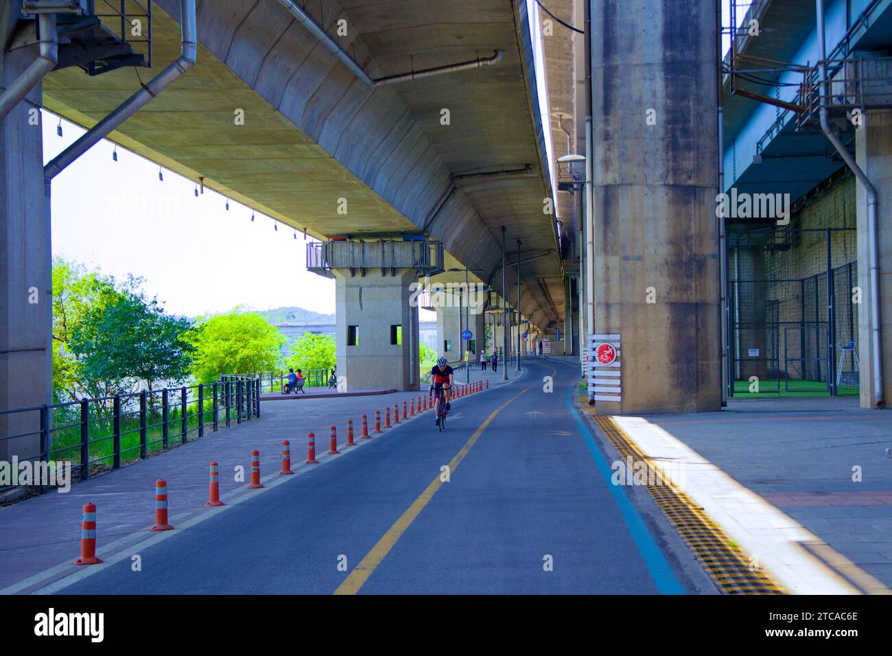 Enclosed recreation courts hi-res stock photography and images - Alamy
