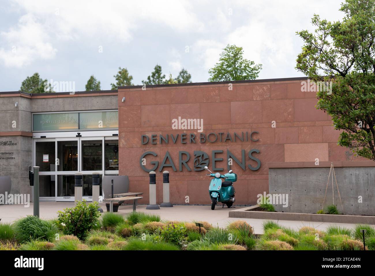 Denver Botanic Gardens sign on the building in Denver, Colorado, USA ...