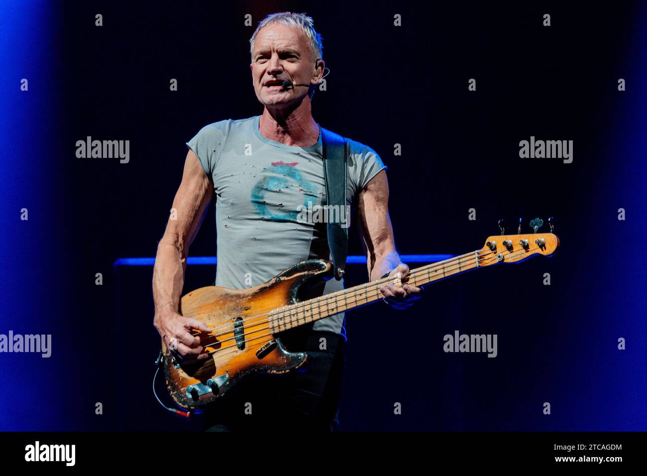 Sting concerto hi-res stock photography and images - Alamy