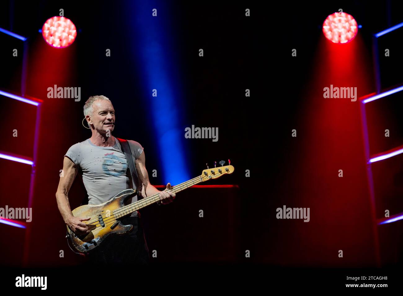 Sting concerto hi-res stock photography and images - Alamy