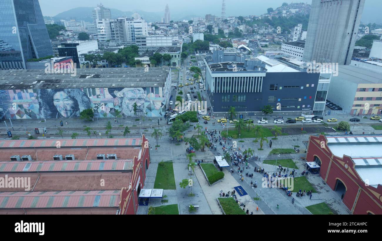 Rio de Janeiro, Brazil - December 5, 2023: Many people exiting the Rio ...