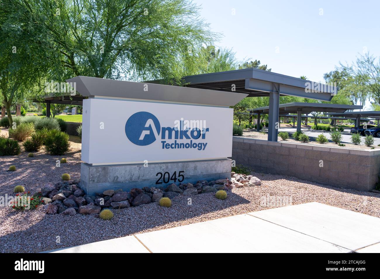 Amkor Technology headquarters in Tempe, Arizona, USA Stock Photo - Alamy