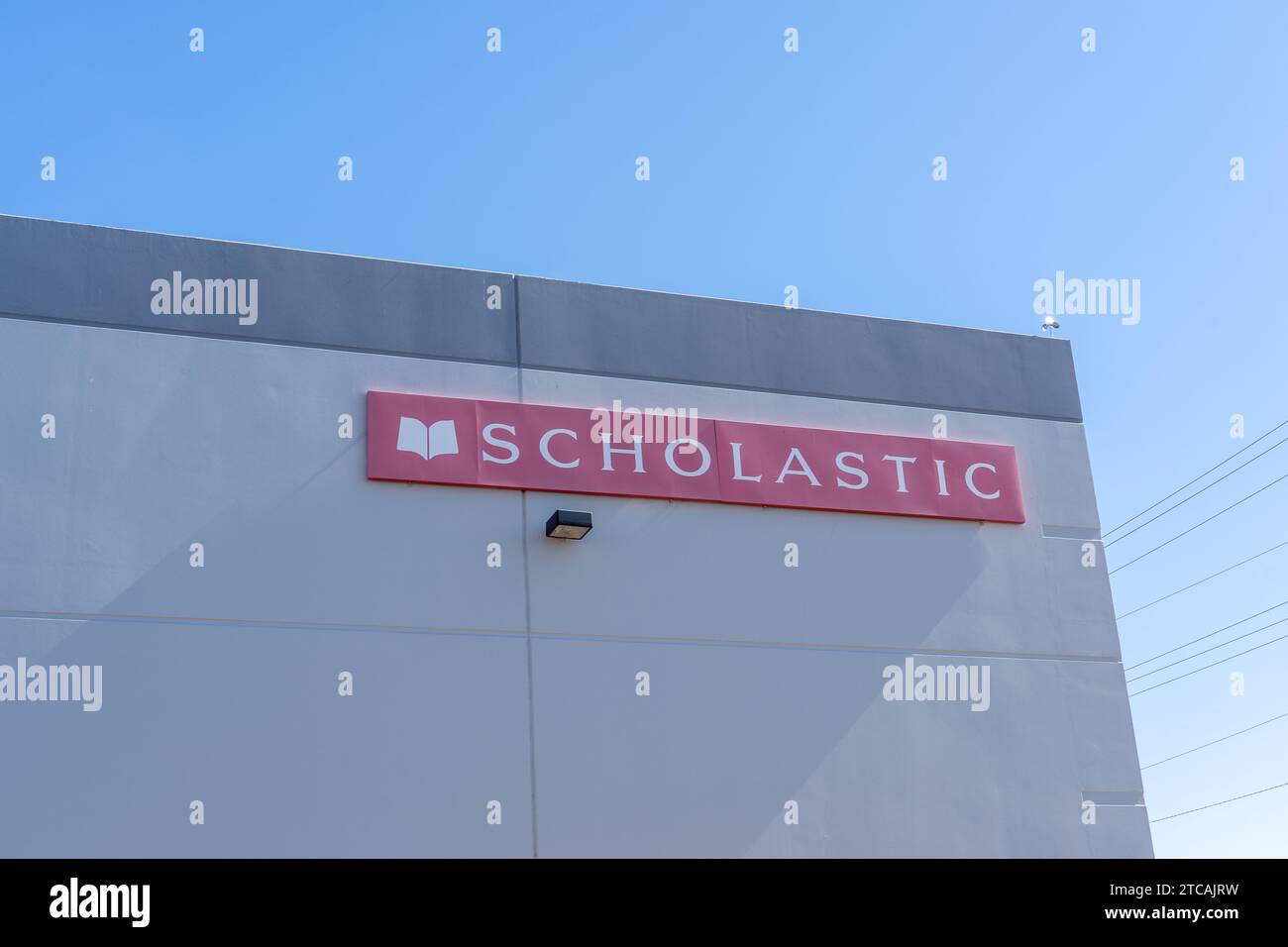 Scholastic logo hi-res stock photography and images - Alamy