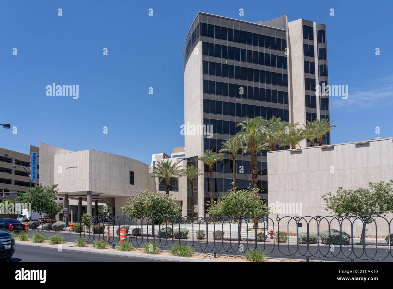 Nick swinmurn hi-res stock photography and images - Alamy