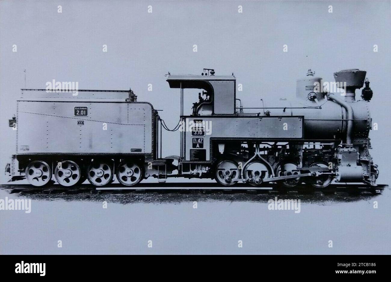 Werksfoto der k.u.k. Feldbahn-Dampflok 3.10 mit Tender 2.01 der ...