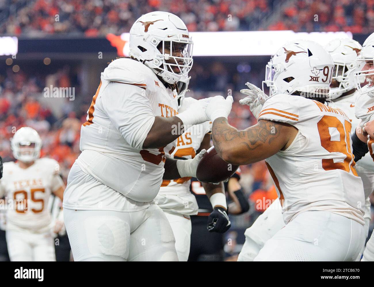 Arlington, Texas, USA. 2nd Dec, 2023. Texas Longhorns defensive lineman ...