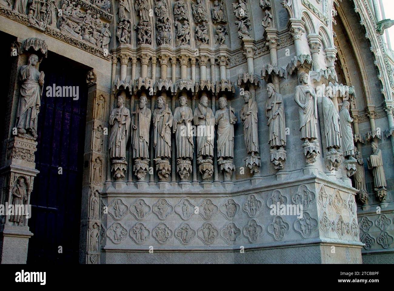 West facade, central portal, right side - Vanderbilt ACT - 00001295 ...