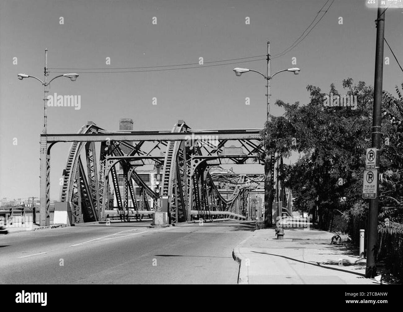 Western avenue, chicago hi-res stock photography and images - Alamy