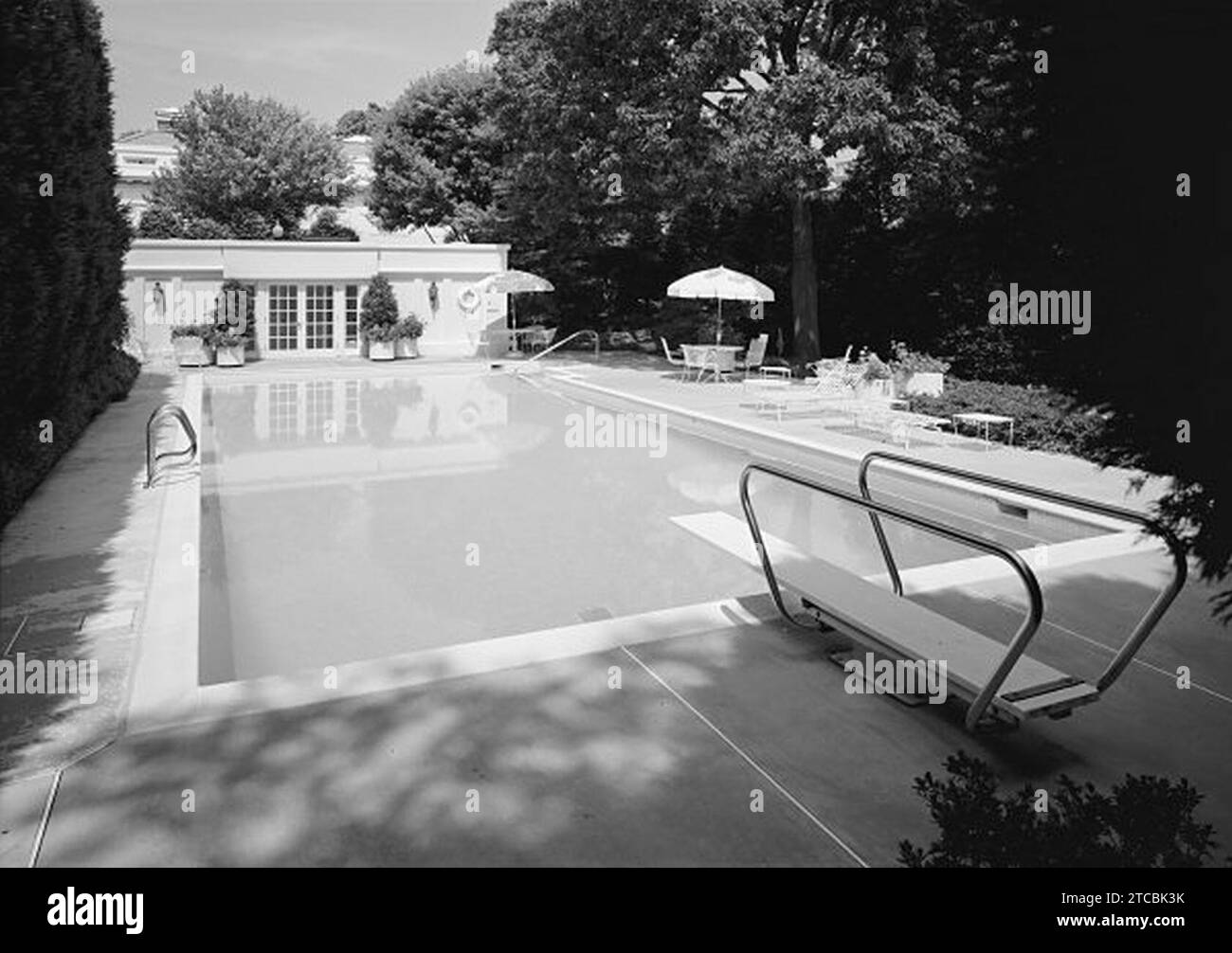 White House swimming pool Stock Photo - Alamy