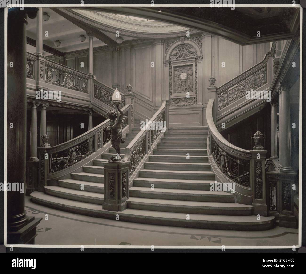 White Star Steamship Olympic grand stairway, second landing Stock Photo ...