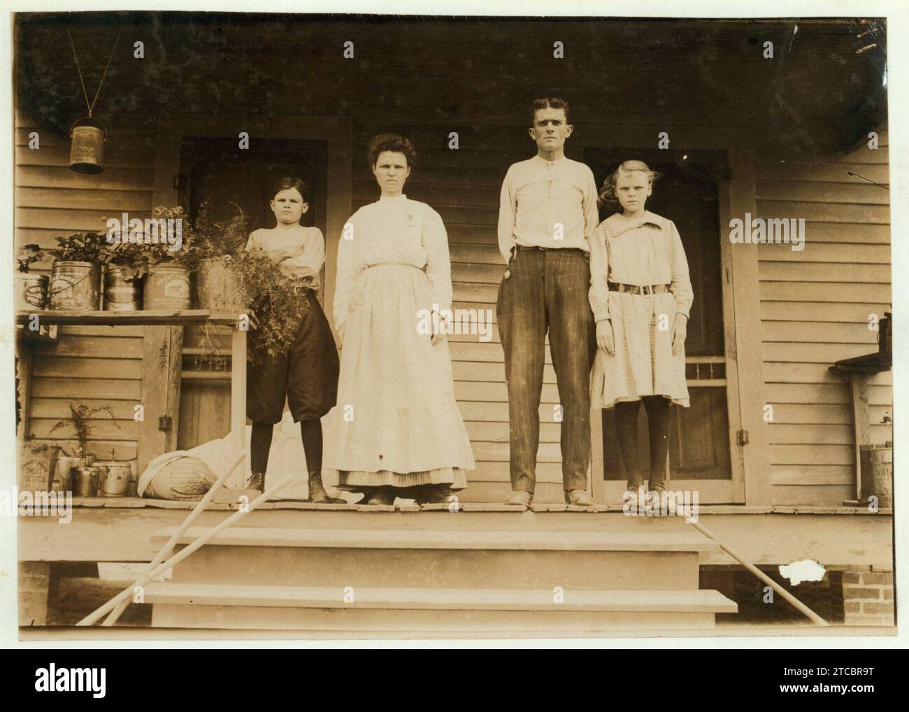 Widow in the mill. Girl at home. The McFarland Family, Winona Miss ...