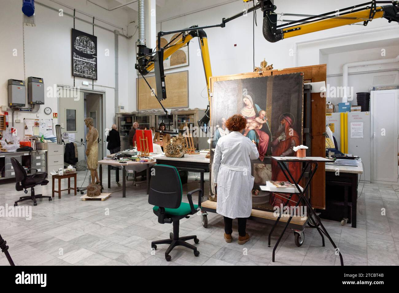 Vatican museums restoration laboratory hi-res stock photography and ...