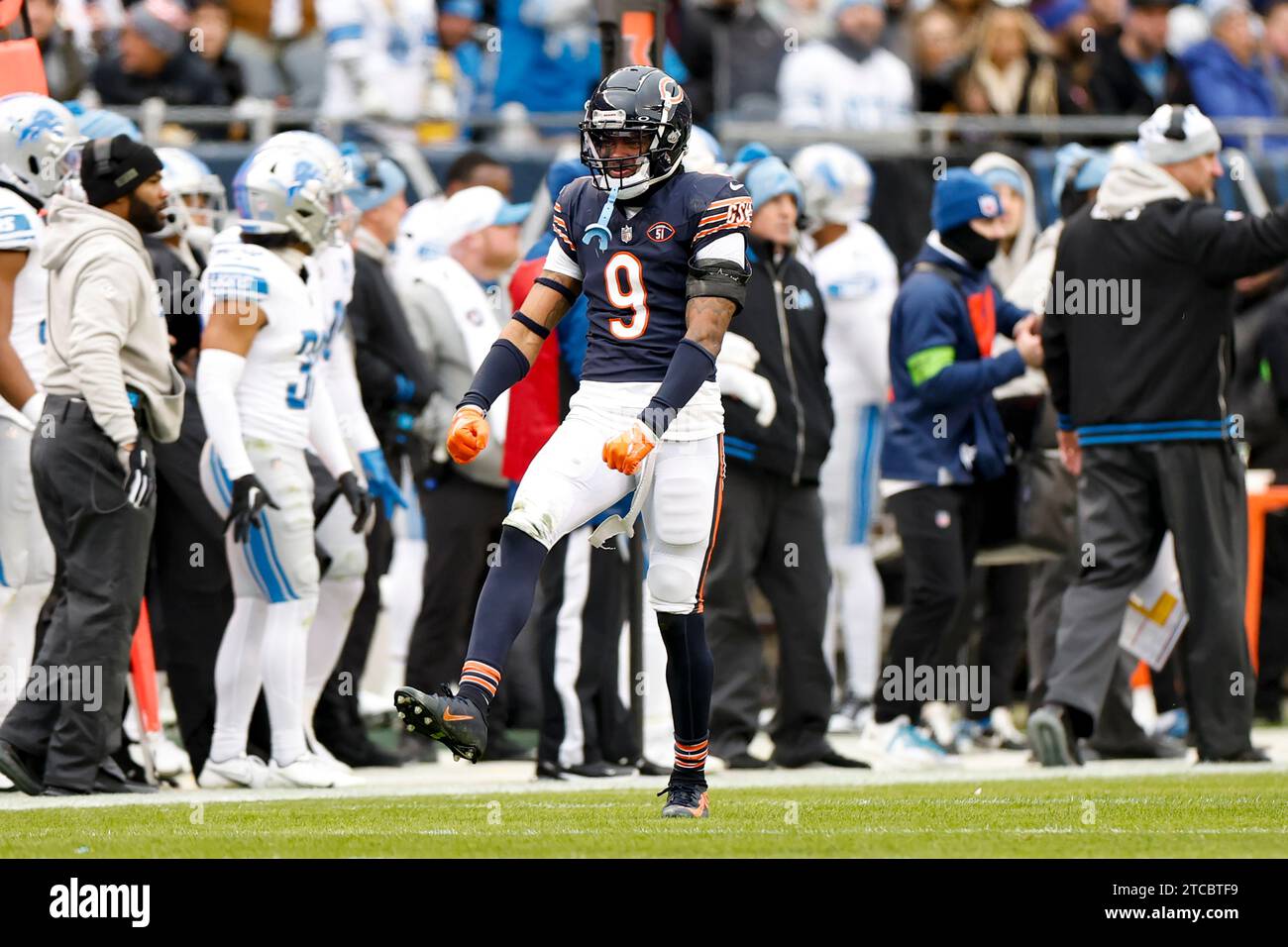 Chicago Bears safety Jaquan Brisker (9) reacts during the first half of ...