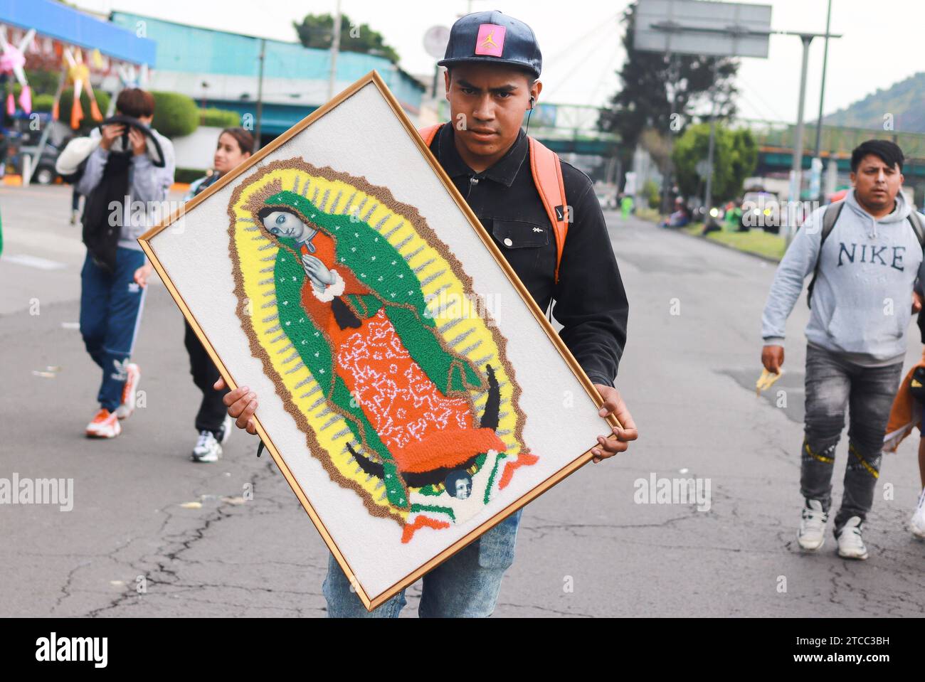 Jungfrau de guadalupe hi-res stock photography and images - Alamy