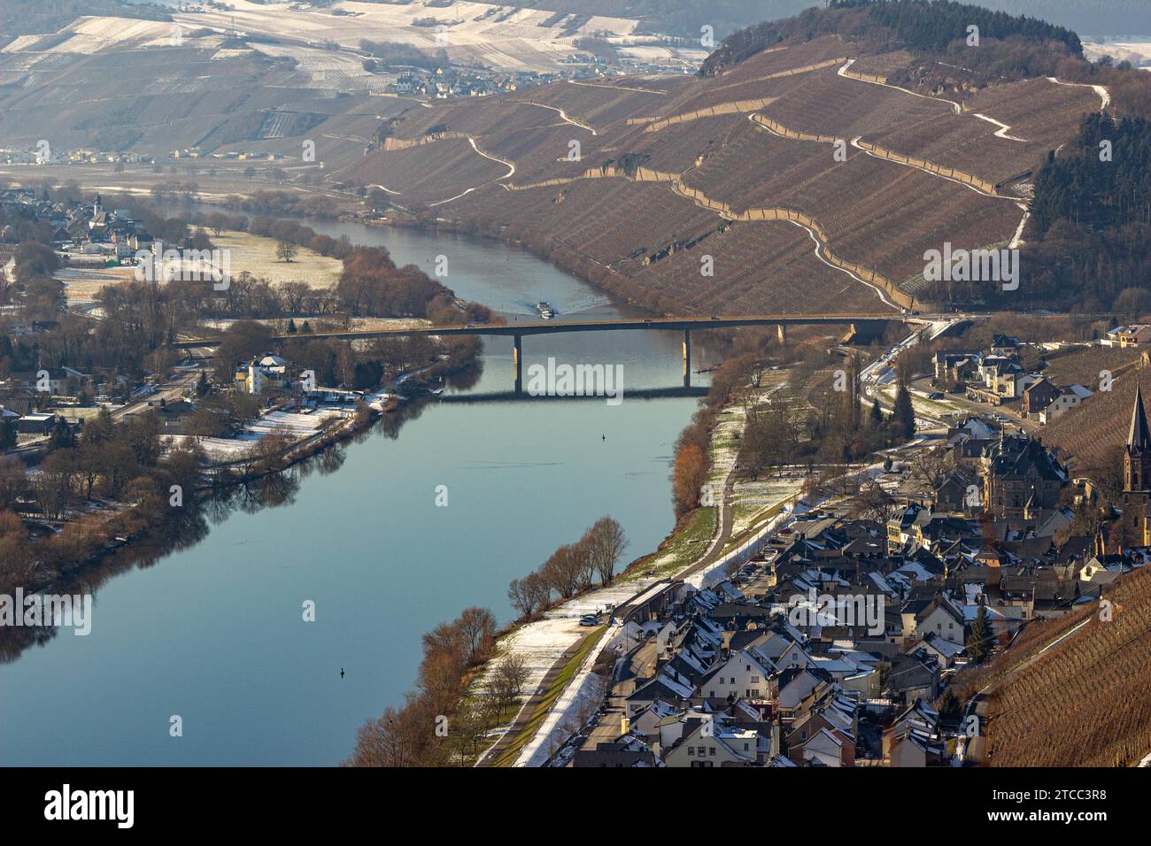 View on the valley of the river Moselle and the wine villages Muelheim ...