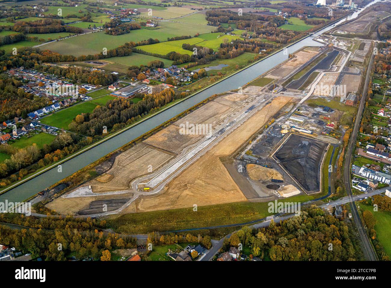 Aerial view, Wasserstadt Aden, on the Datteln-Hamm Canal, construction ...