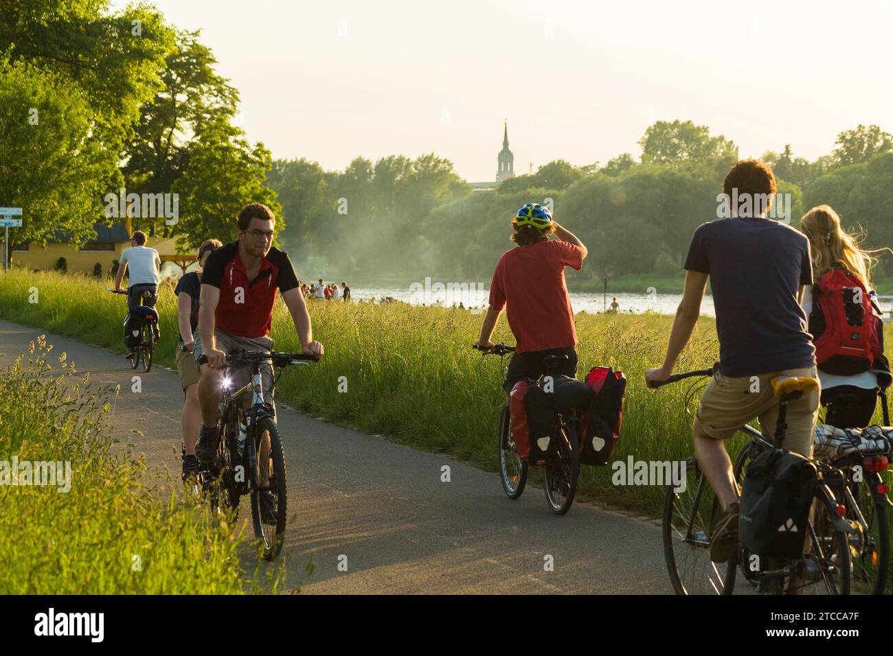 Elbe Cycle Route in Dresden Stock Photo - Alamy