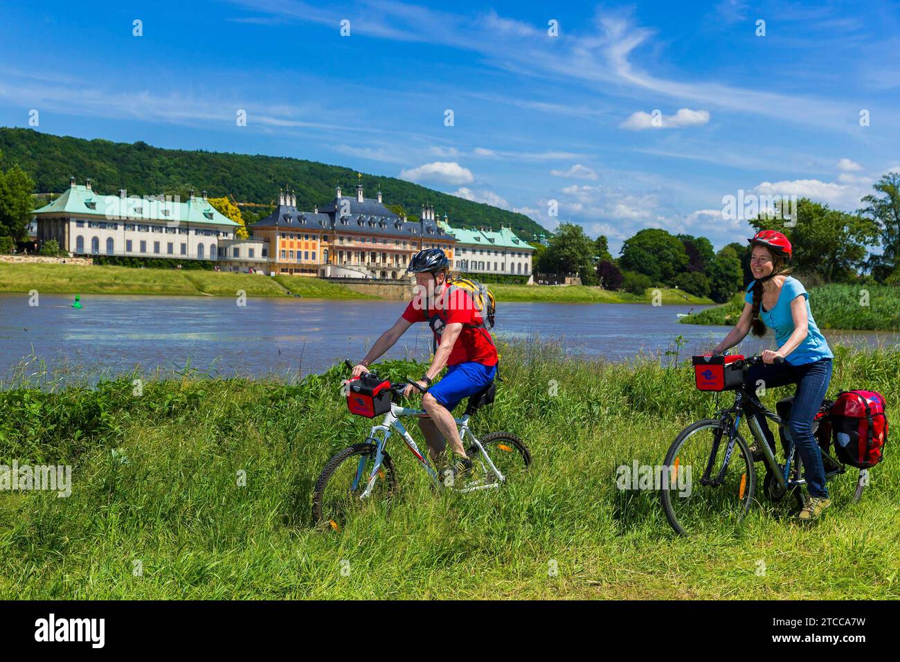 Elbe Cycle Route in Dresden Stock Photo - Alamy
