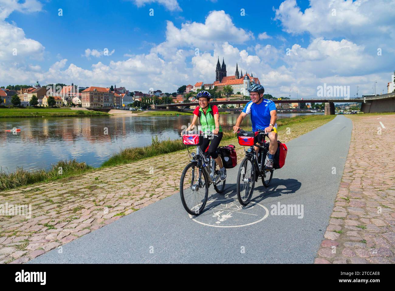 Elbe Cycle Route in Meissen Stock Photo - Alamy