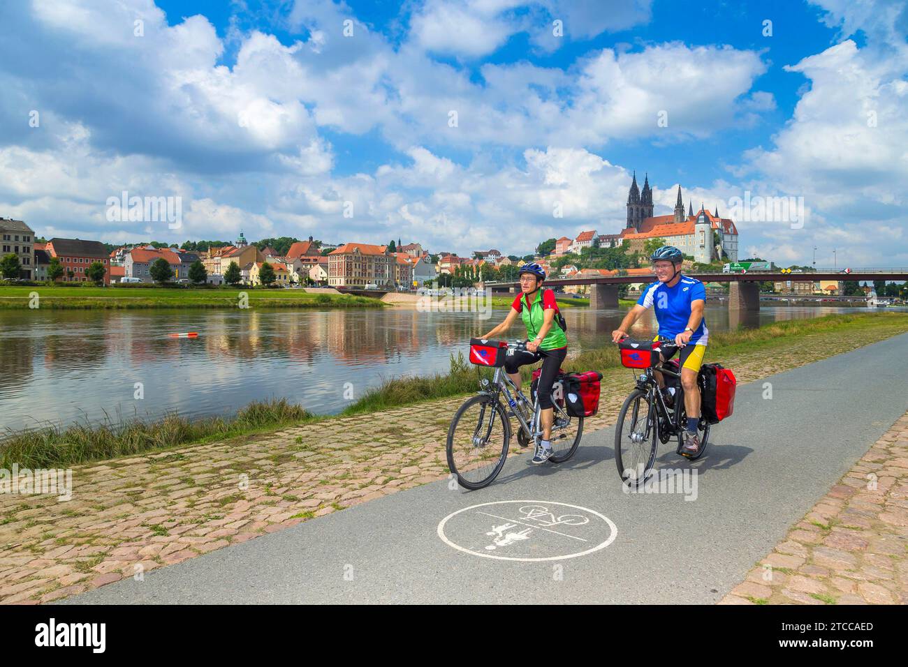 Elbe Cycle Route in Meissen Stock Photo - Alamy