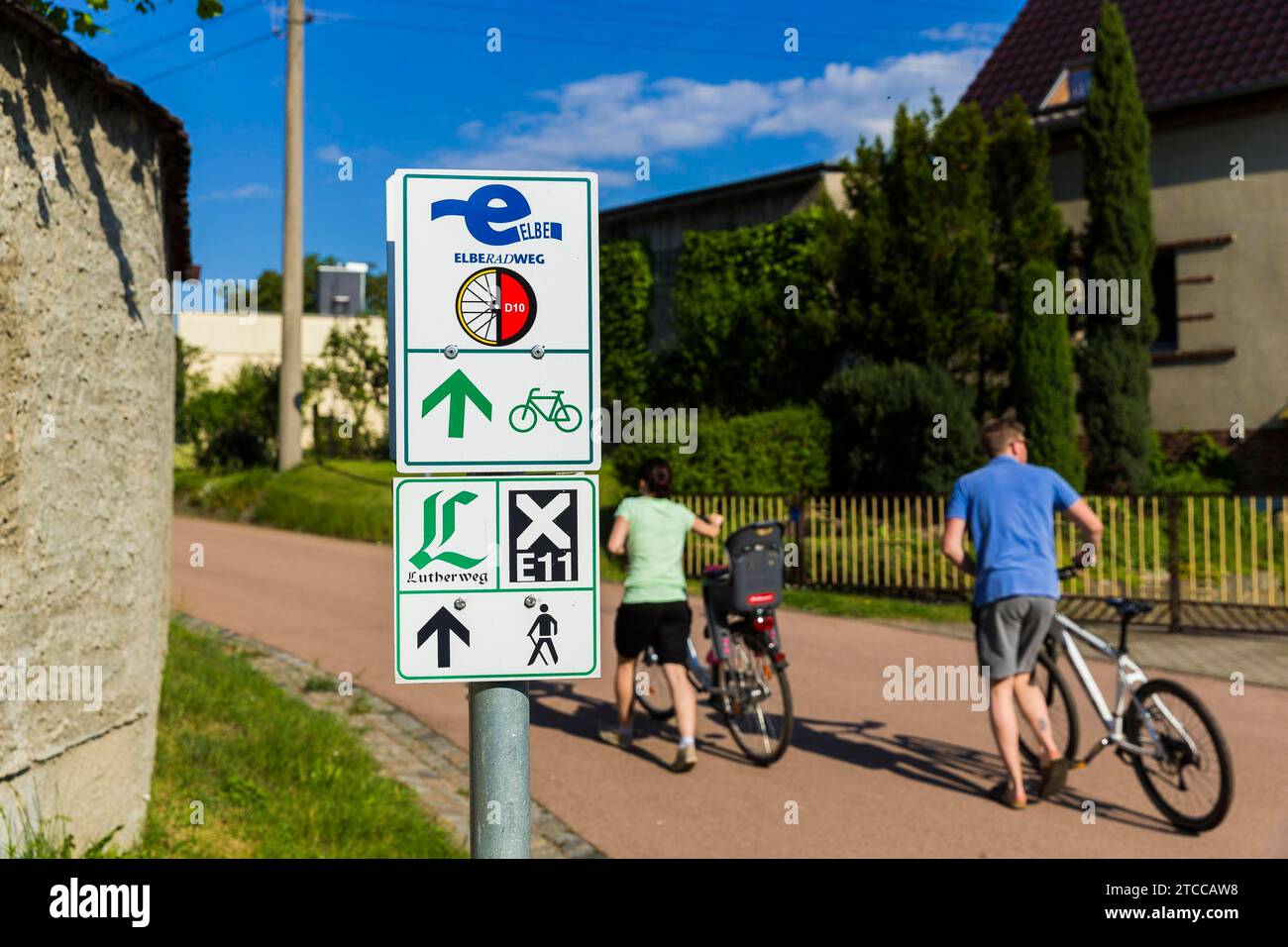 Elbe Cycle Route Stock Photo - Alamy