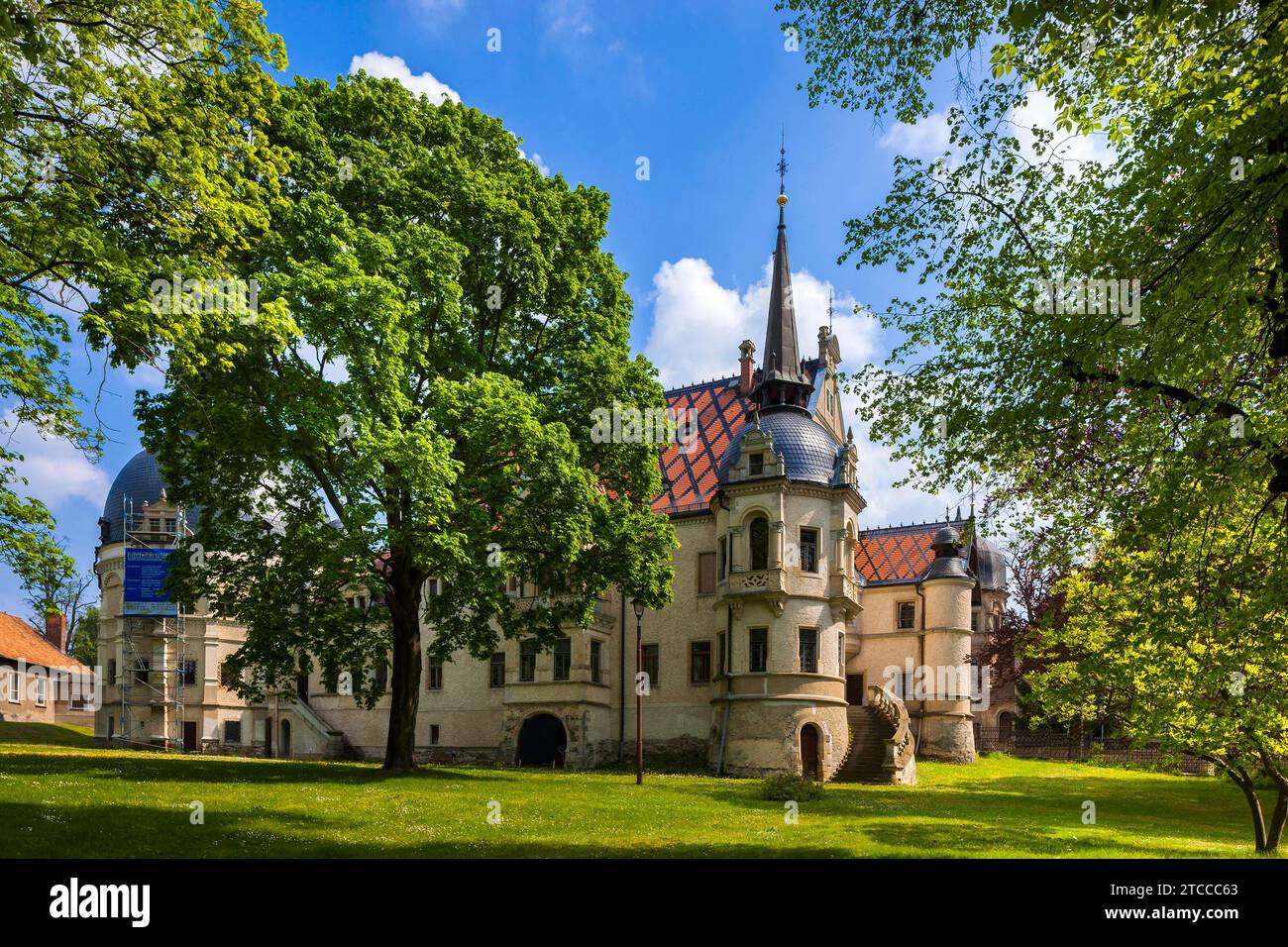 Schoenfeld castle hi-res stock photography and images - Alamy
