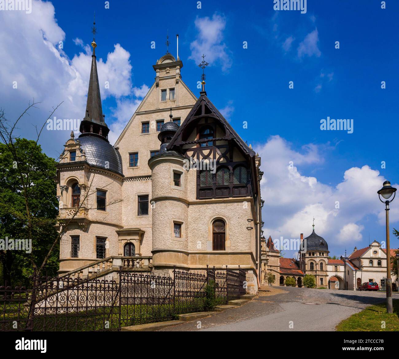 Schoenfeld castle hi-res stock photography and images - Alamy
