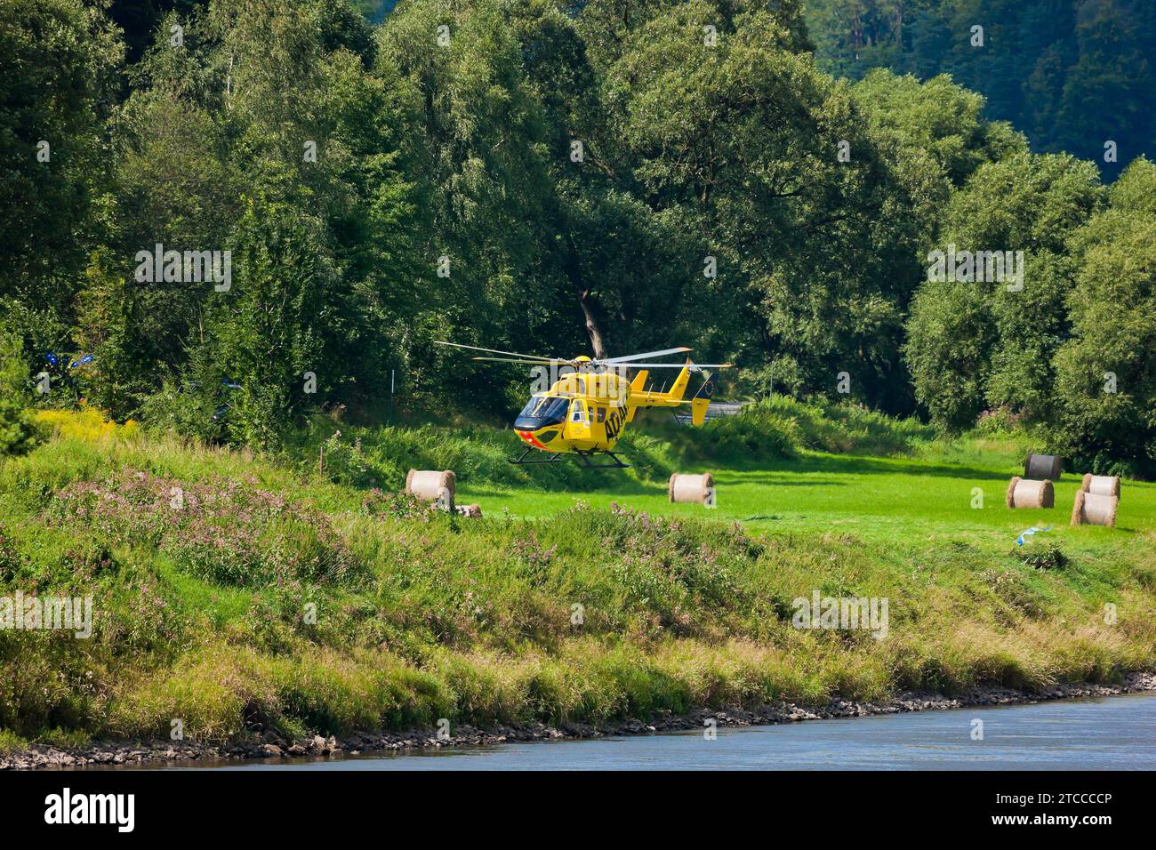 Difficult terrain hi-res stock photography and images - Alamy