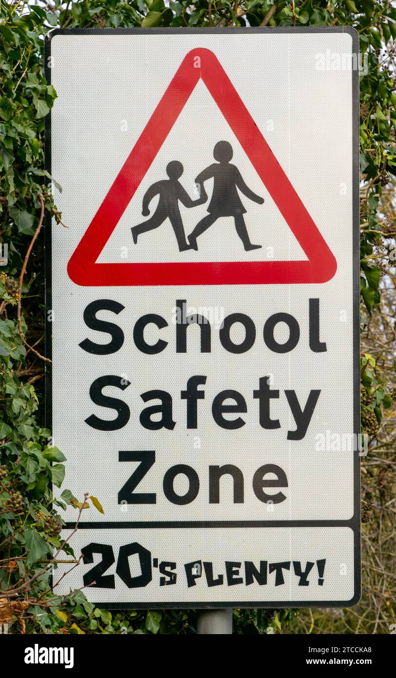 20s plenty sign hi-res stock photography and images - Alamy