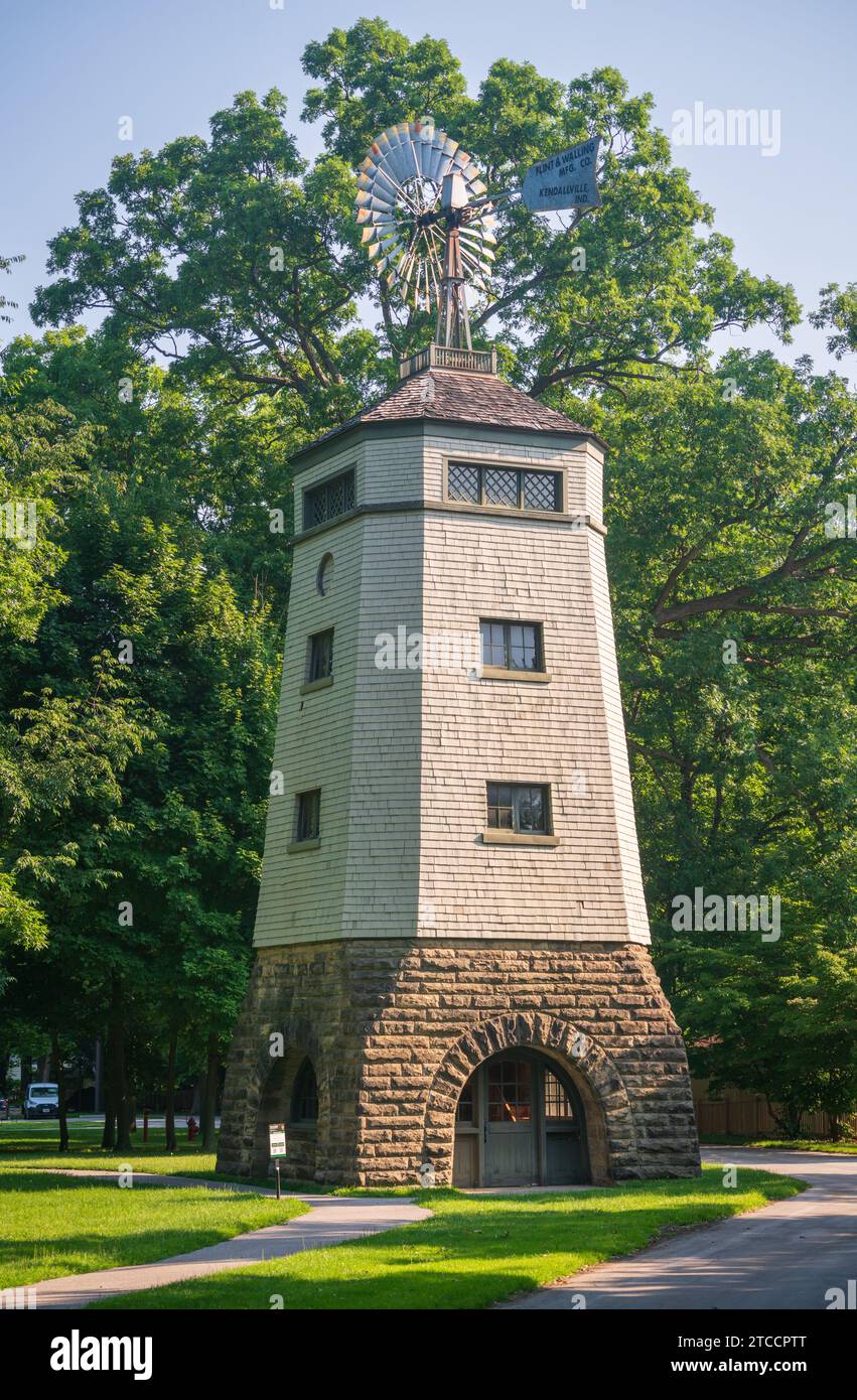 The Lawnfield Estate Windmill at James A. Garfield National Historic ...