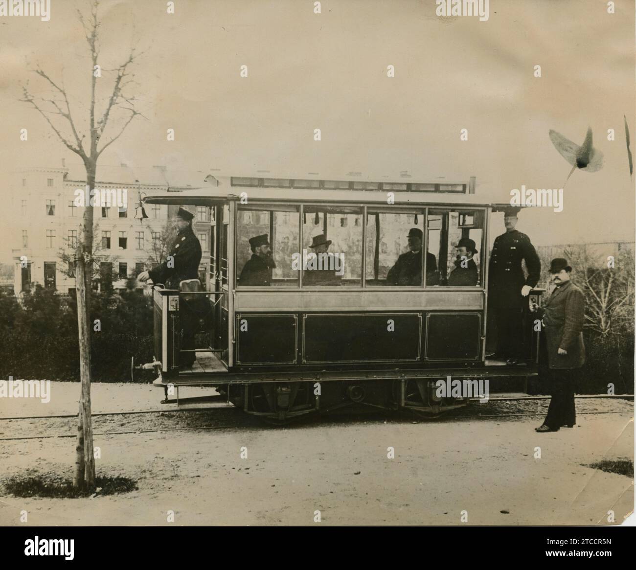 Halske hi-res stock photography and images - Alamy