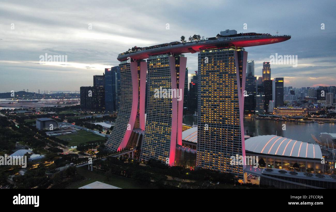 Bright pink architecture hi-res stock photography and images - Alamy