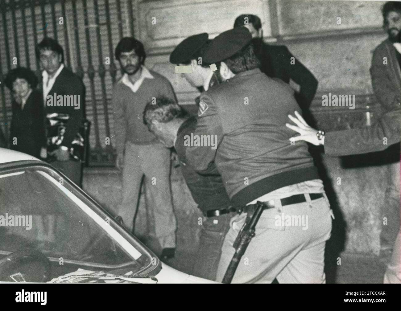 Seven story hi-res stock photography and images - Alamy