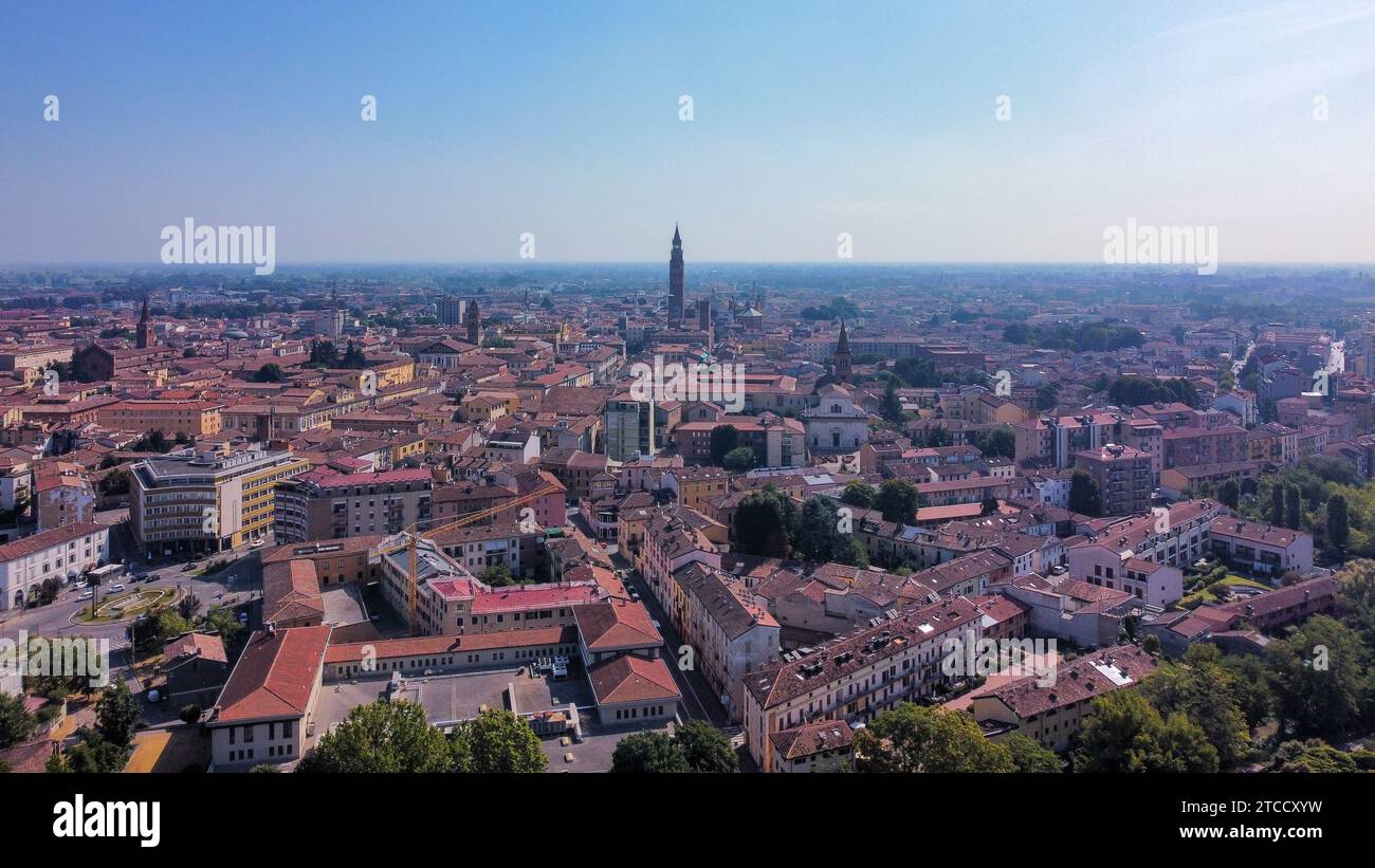 Cremona panorama cathedral bell hi-res stock photography and images - Alamy
