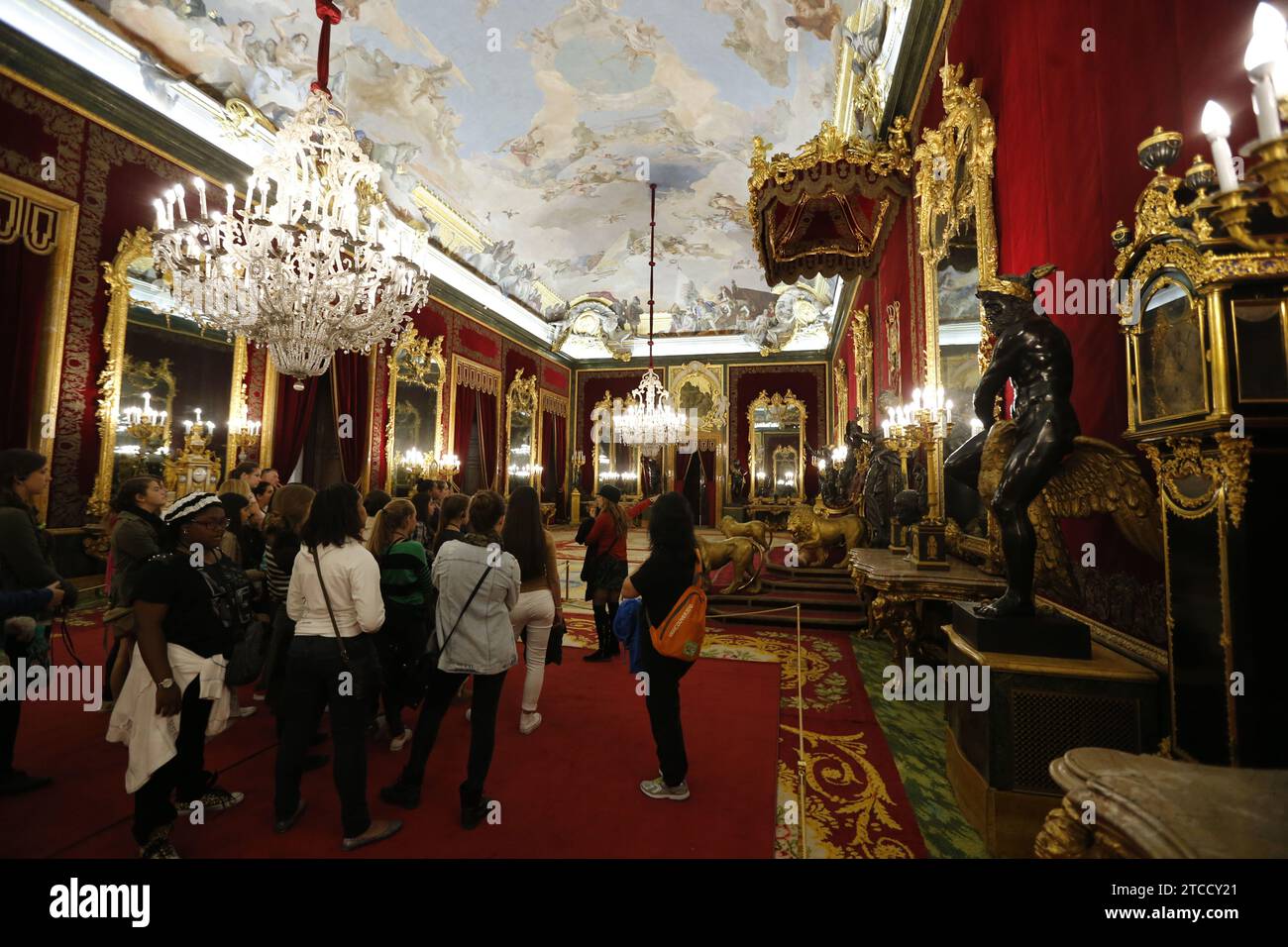 Madrid 04-24-2014....presentation of the new camon official antechamber ...