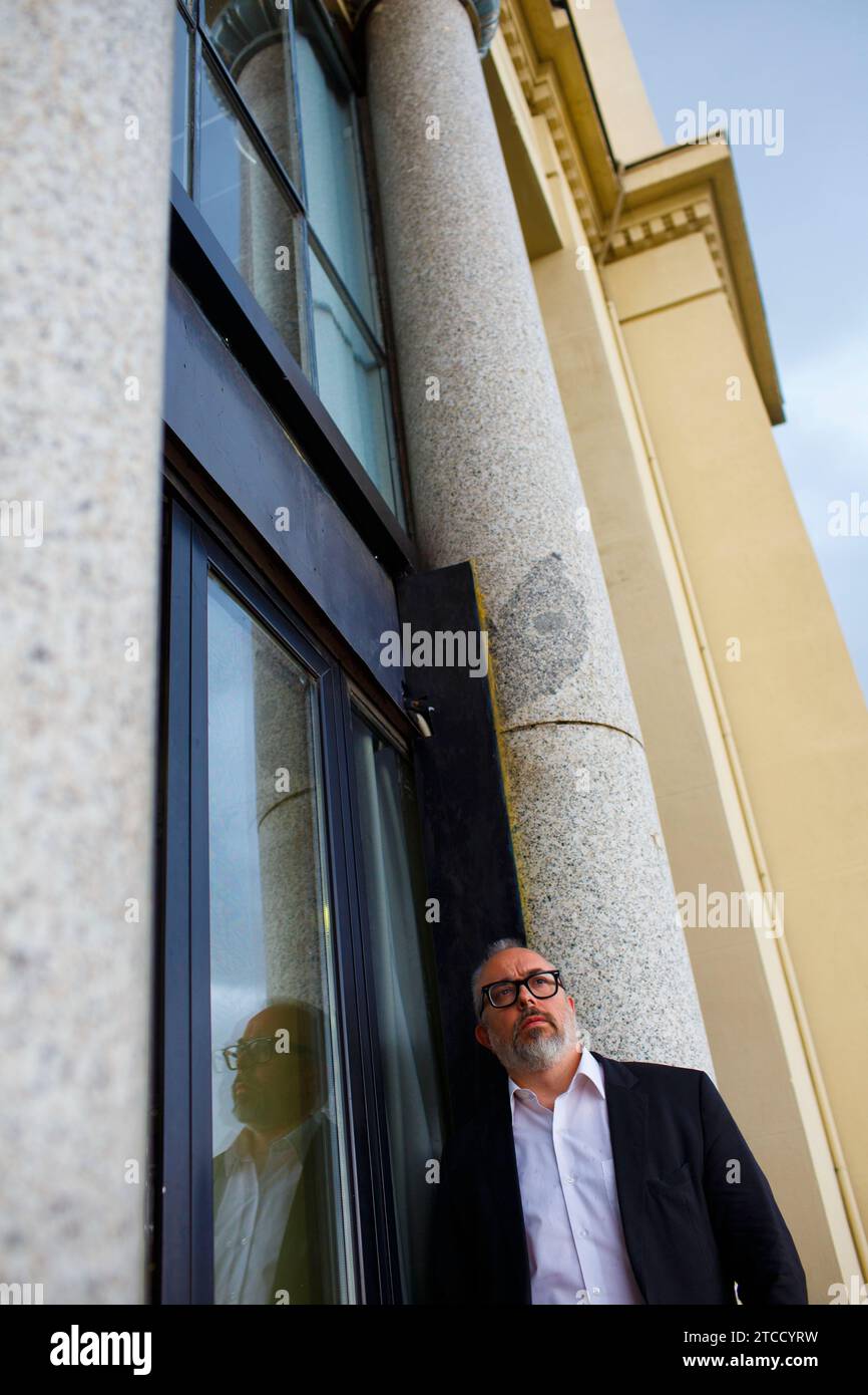 Madrid, 06/11/2014. Interview with Álex de la Iglesia. Photo: Ángel ...