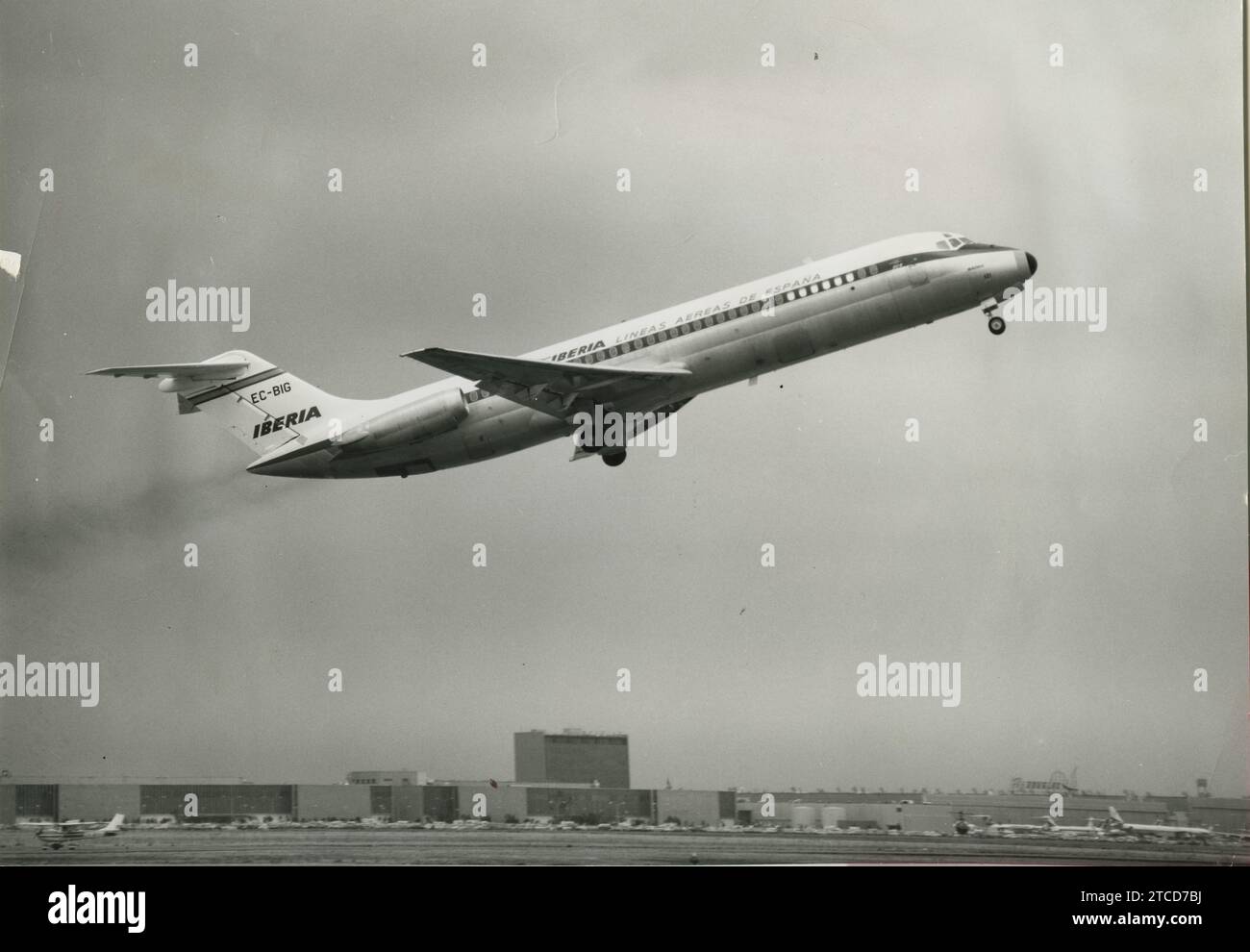 Douglas dc 9 hi-res stock photography and images - Alamy