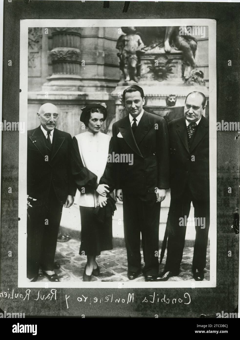 Paris, September 1935. The actress Conchita Montenegro and the actor ...
