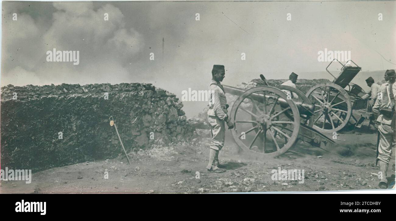 Moroccan War, August 1909. Melilla Campaign. A cannon firing. Credit ...