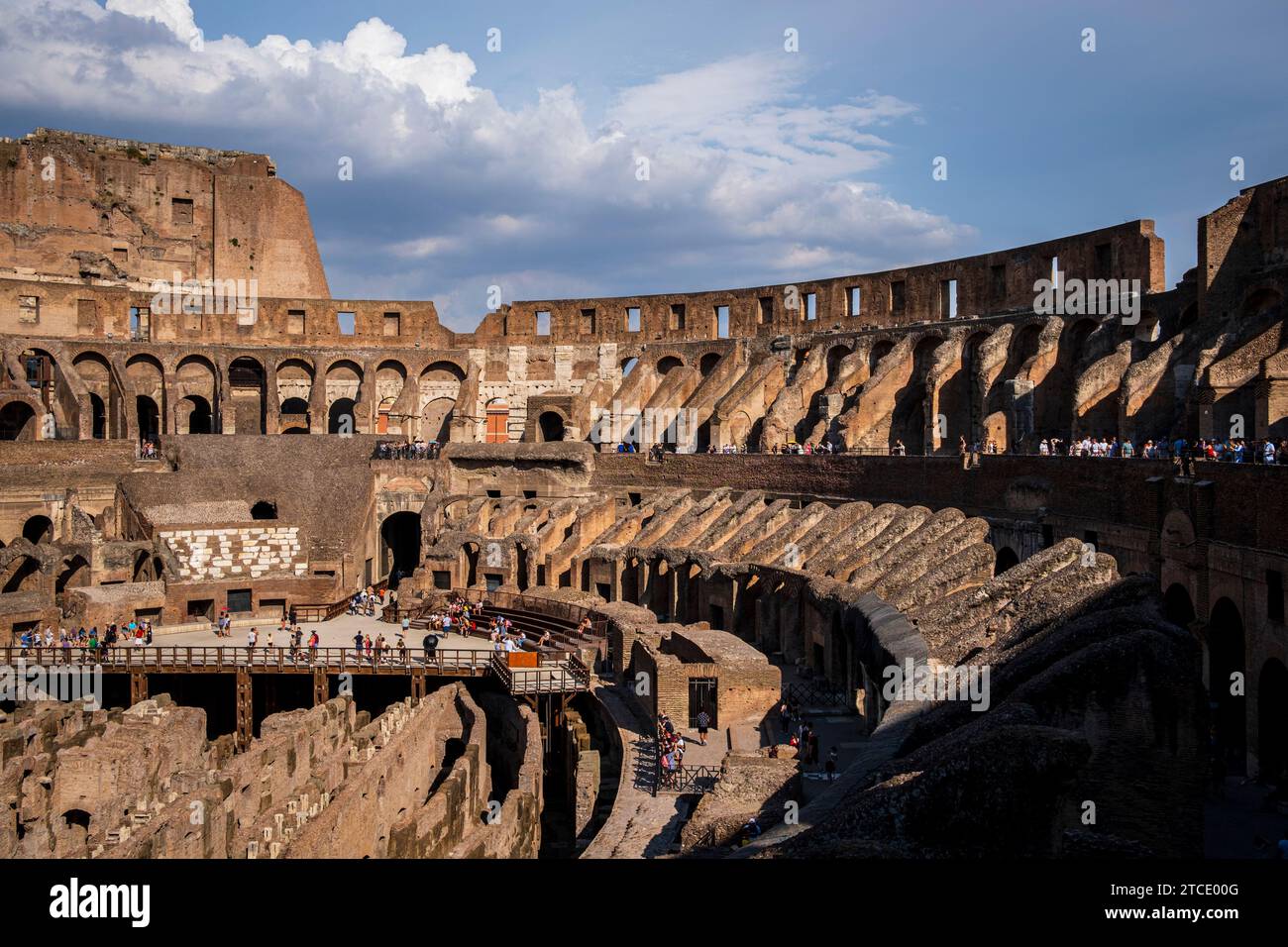Rome, Italy - 08 August 2022 : Roman Colosseum Stock Photo - Alamy