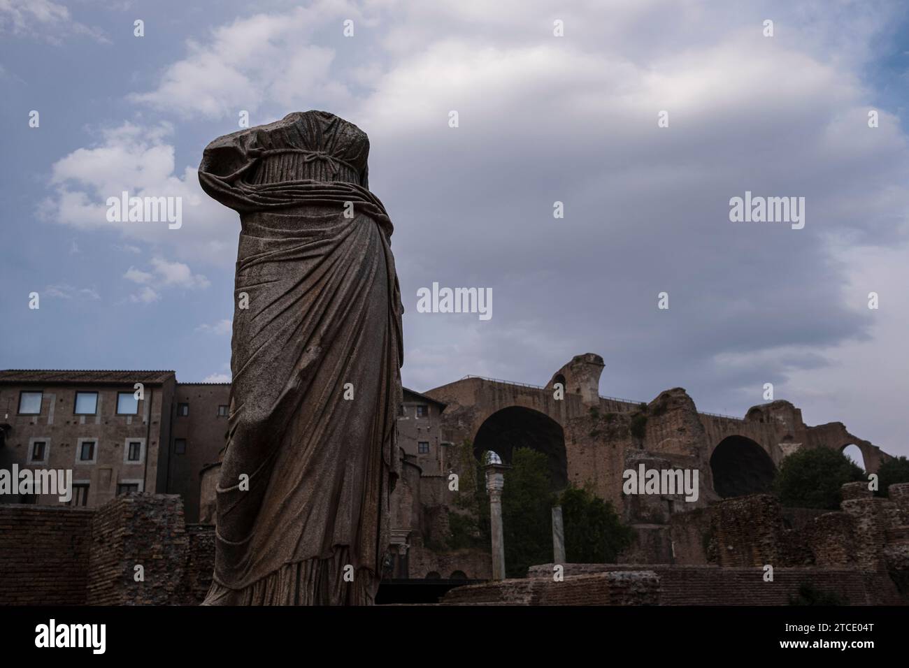 Rome, Italy - 08 August 2022 : Headless statue at Roman Forum Stock ...