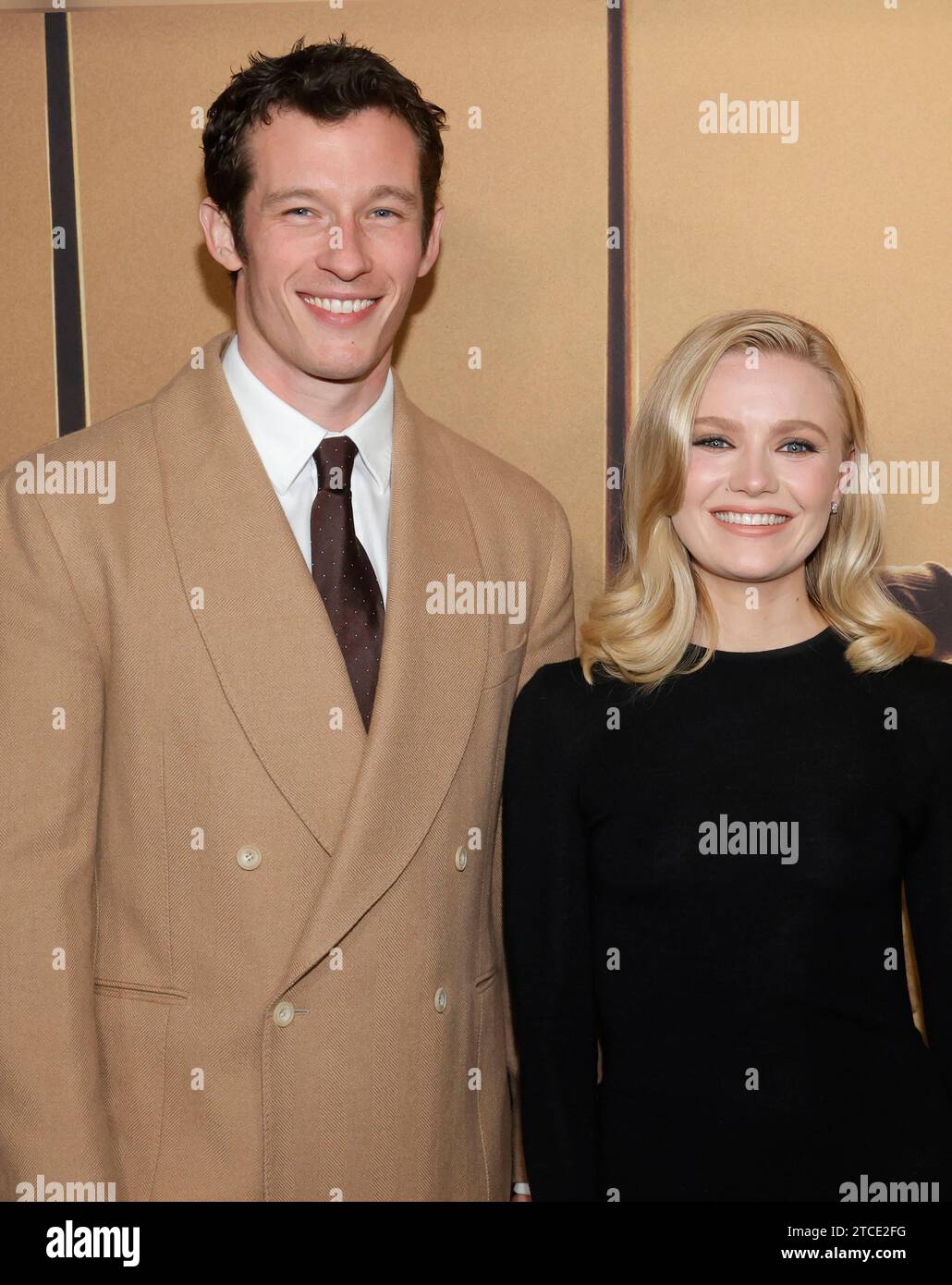 BEVERLY HILLS, CA - DECEMBER 11: Callum Turner, Hadley Robinson at the ...