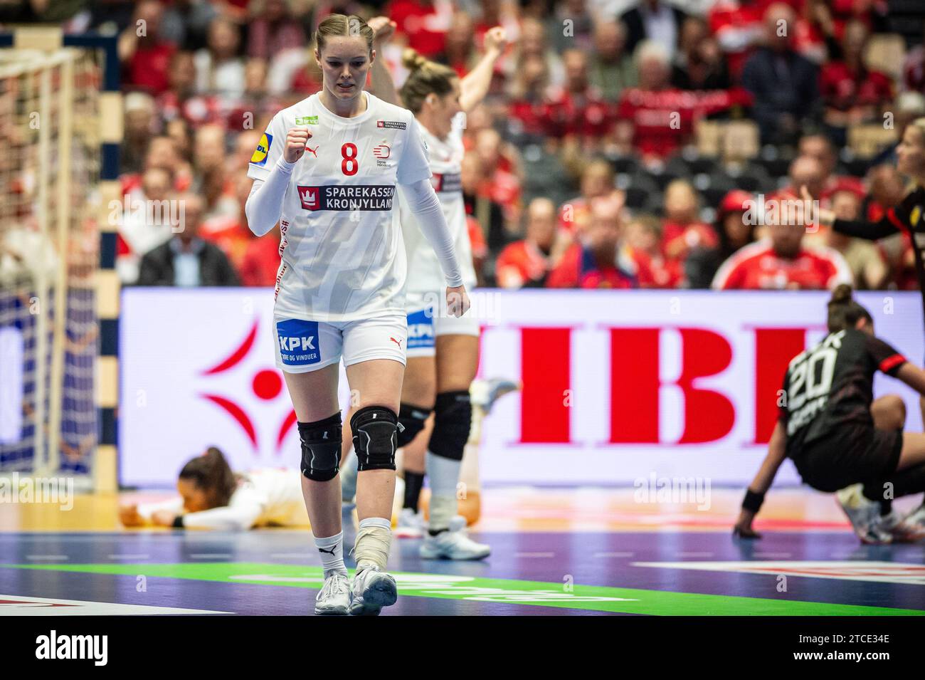 Herning, Denmark. 11th Dec, 2023. Anne Mette Hansen (8) of Denmark seen ...