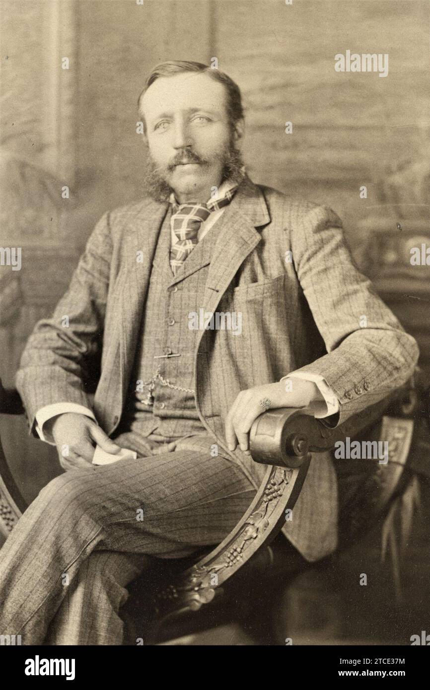 Loring william hi-res stock photography and images - Alamy