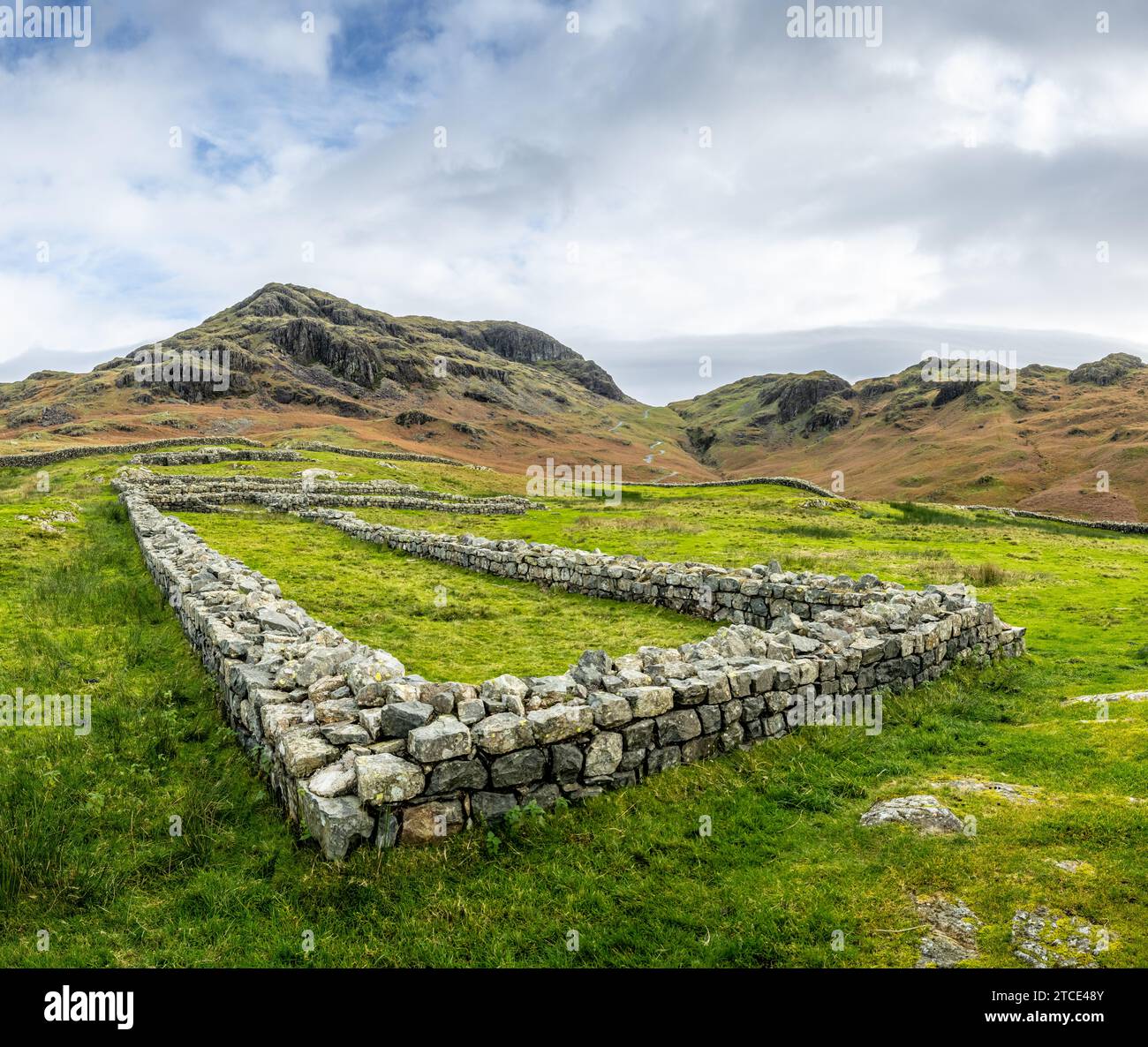Hard Knott Roman Fort, Eskdale, Lake District Stock Photo - Alamy