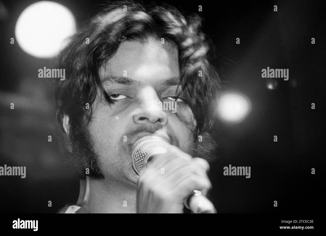 CORNERSHOP, READING FESTIVAL, 1997: Singer songwriter Tjinder Singh of ...